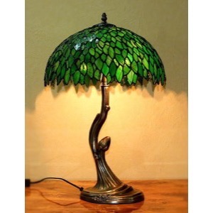 Tiffany bordlamper over 50 cm - Se Tiffany lamper her